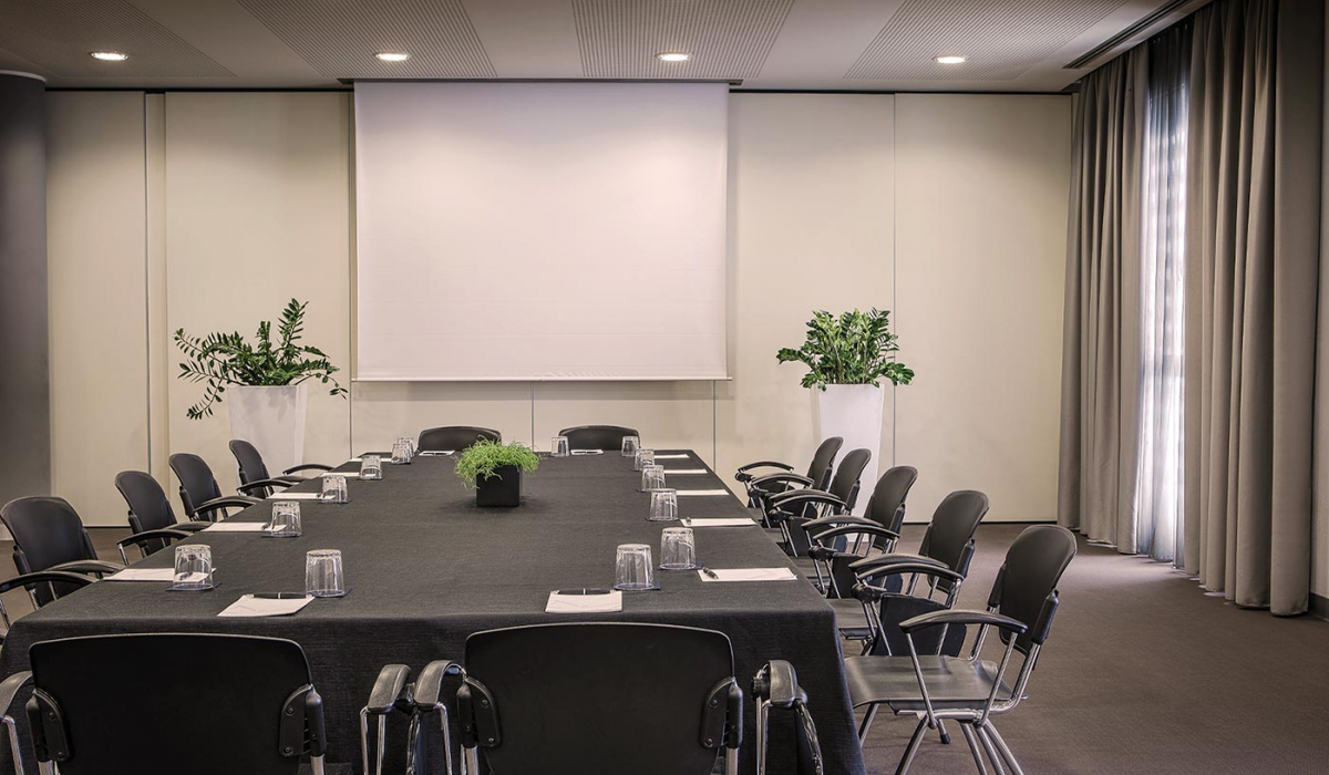 Hotel With Meeting Rooms, Conference Room | Sweet Hotel